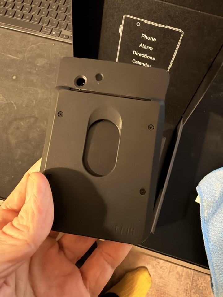 Light Phone 3 Minimalist Mobile Phone Dumb Phone - Immaculate condition ...