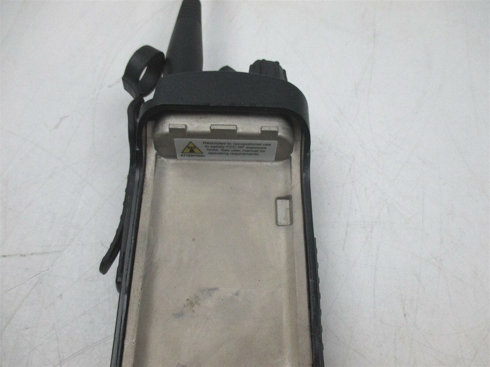 EF Johnson 51SL Portable Radio 242-5276-860GB4 5100 Series UHF 700/800 ...