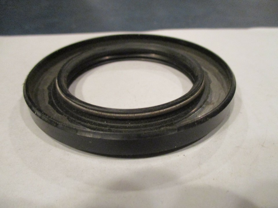 VW REAR OE QUALITY AXLE SEAL, TYPE 2 68-79, VANAGON & SYNCHRO | eBay