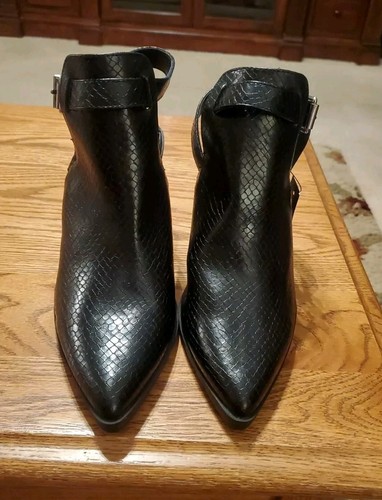 NWT Express Black Snakeskin Pointed Toe Size 9 Ankle Strap Booties ...