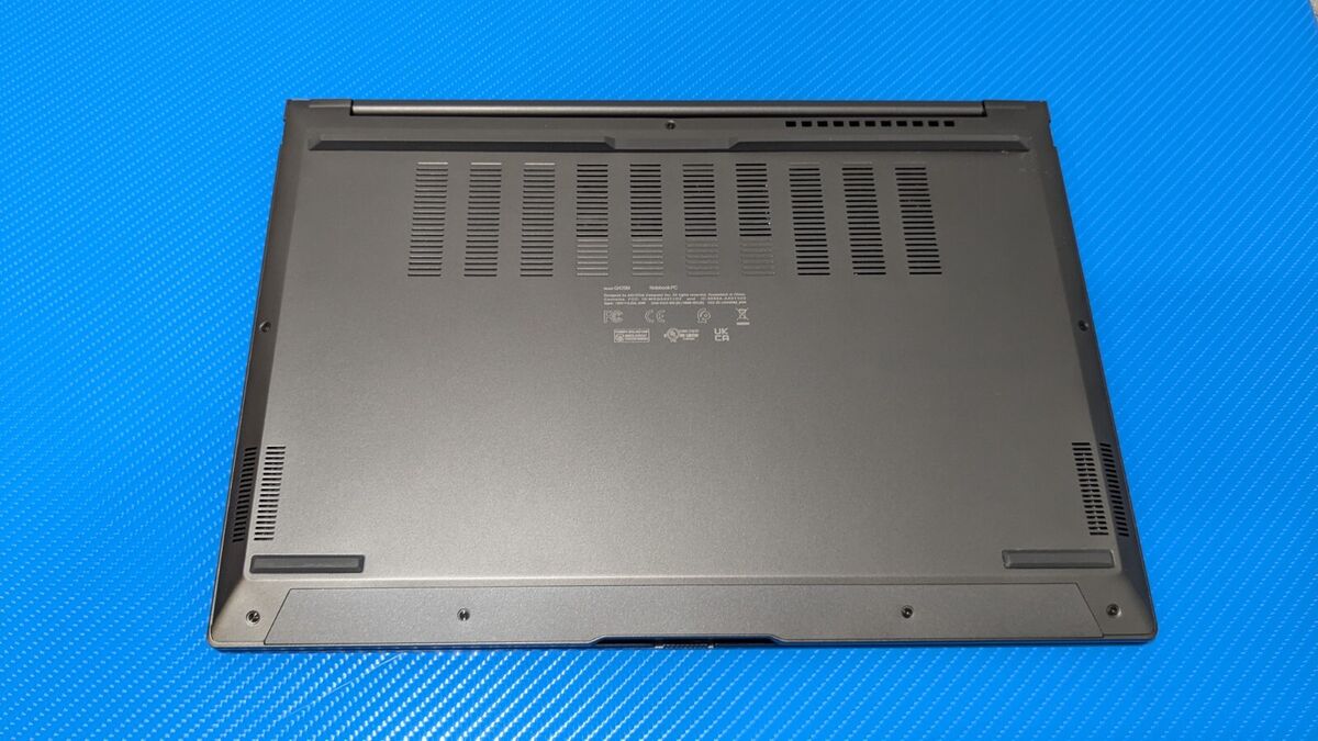 ASUS ZenBook Q425 14 ASUS ZenBook Q425 14
