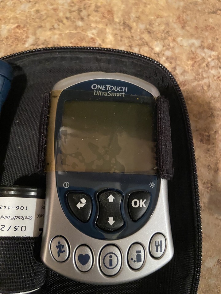 OneTouch Ultra Smart Blood Glucose Meter Monitor +Case Ultra Soft ...
