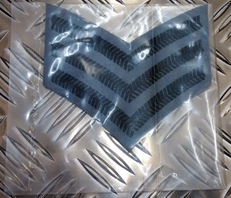 SAS 22 & 23 Black On Pompadour Blue Striped 3 Bar Chevron Patch/Badges ...