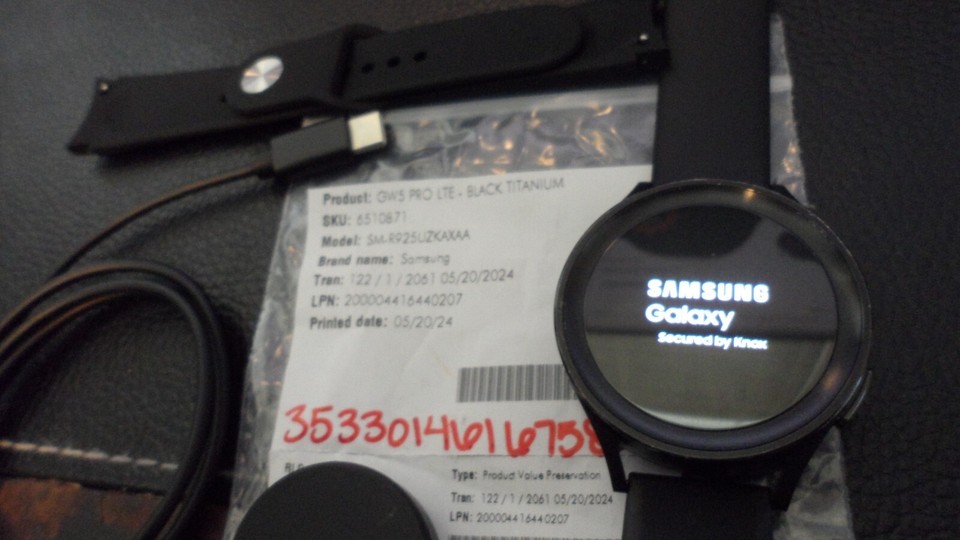 Samsung Galaxy Watch5 Pro 45mm Smartwatch - Titanium Black (SM-R925U ...