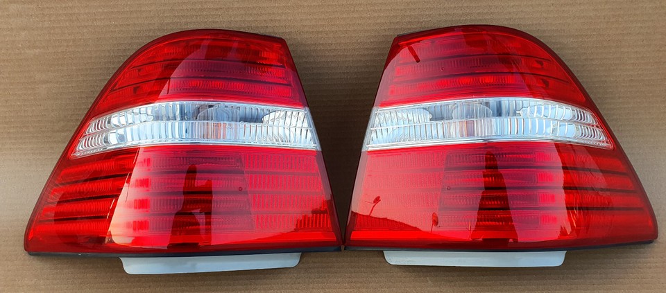LEXUS LS430 2004-2006 Outer Tail lights Left and Right Side LED oem ...