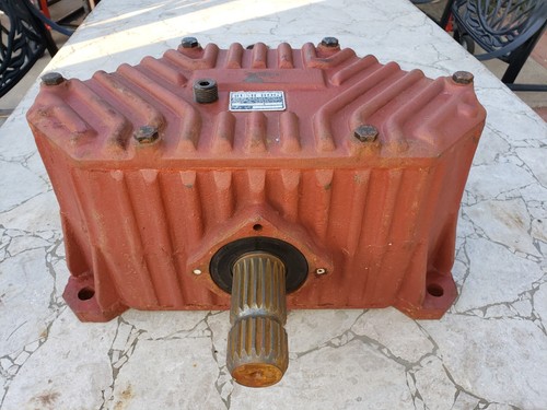 BUSH HOG TRANSFER GEARBOX ASSEMBLY PART # 71202 " PICTURES ARE ...