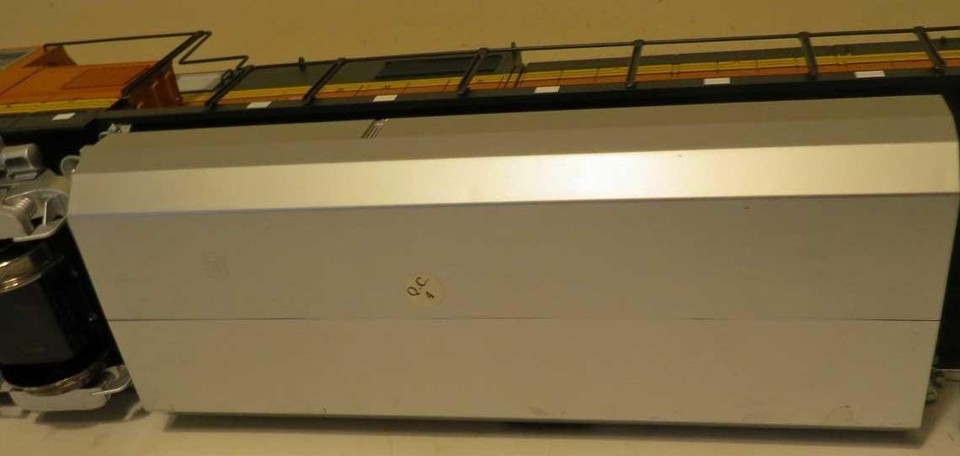 Aristo 23002-B BNSF Heritage #4978 Dash 9 Diesel Loco – G Scale – 2 ...