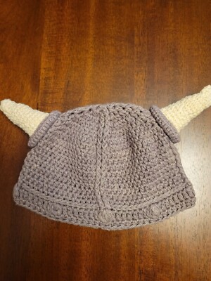 Baby Rugged Butts Viking Knitted Hat Size 12 Months | eBay