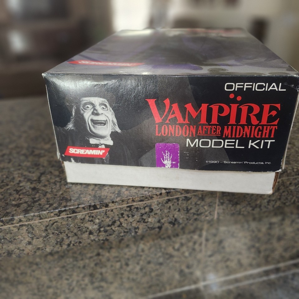 screamin vinyl model kit Vampire Of London | eBay
