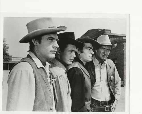 "The Dakotas" 7" x 9" TV Still ~ Larry Ward ~ Everett ~ Elam ~Greene ...