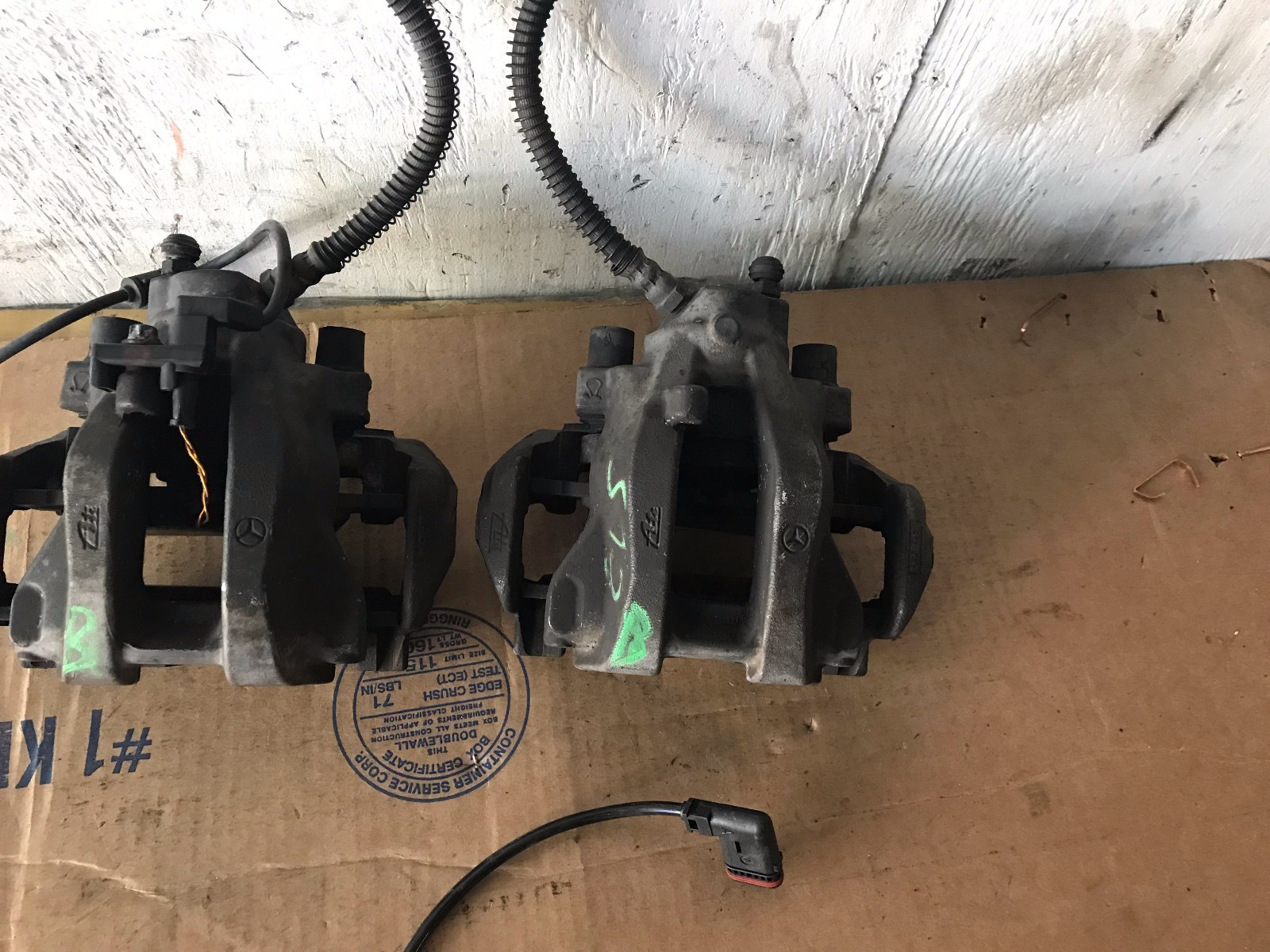 MERCEDES BENZ OEM W211 W219 E500 CLS500 PAIR REAR LEFT & RIGHT BRAKE ...