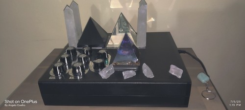 Radionics Machine with Orgone pyramids, tower crystals and more ! | eBay