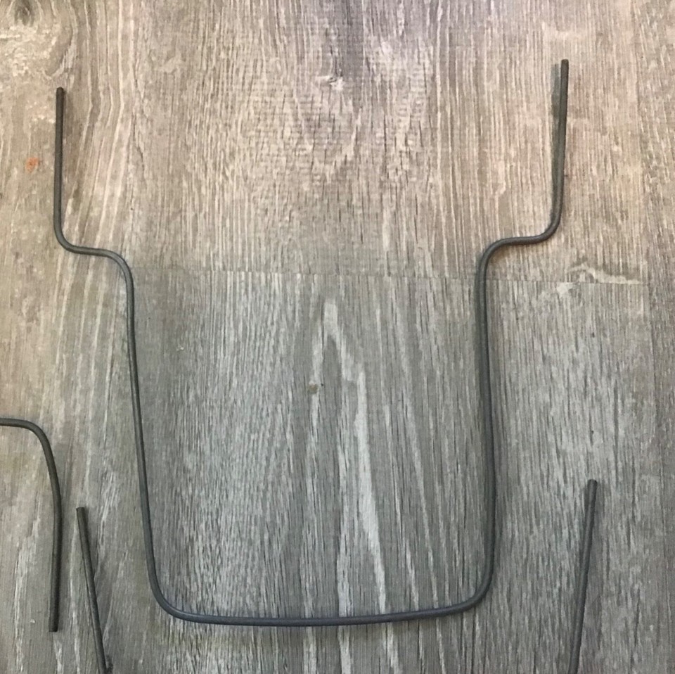 4 VINTAGE GALVANIZED METAL CROQUET GAME WICKETS BALL HOOPS WITH SQUARE ...