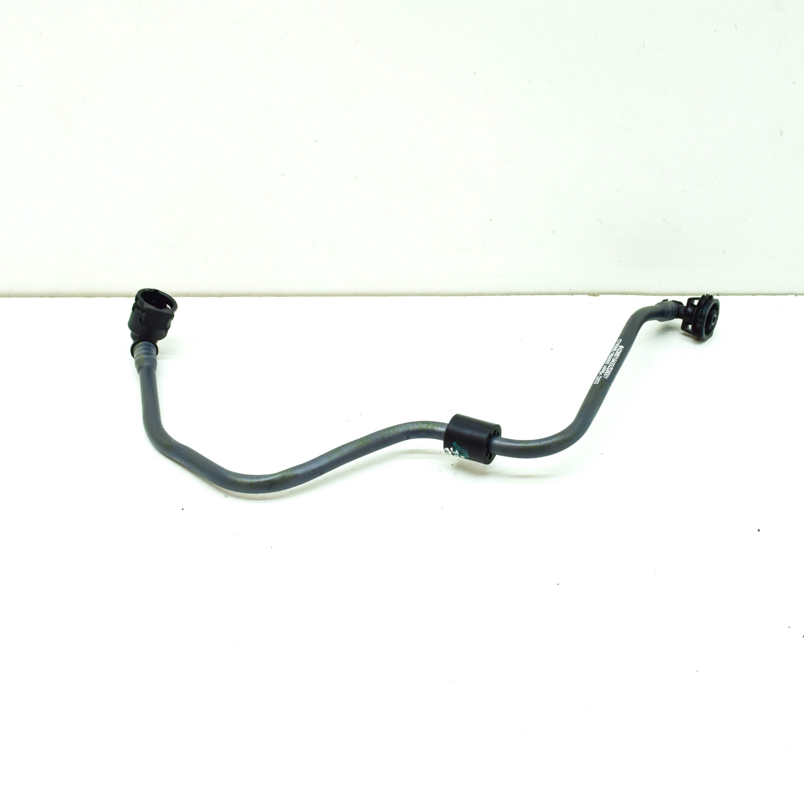 MB CLS C257 Expansion Tank To Shut Off Valve Bleed Line A2385019400 NEW ...