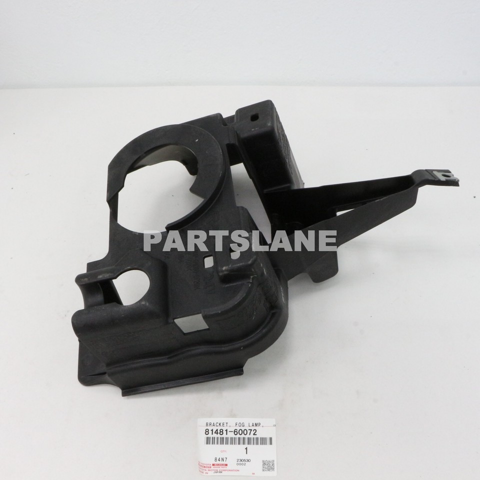 Toyota Land Cruiser 2008-2011 OEM Genuine Right RH Fog Lamp Bracket ...
