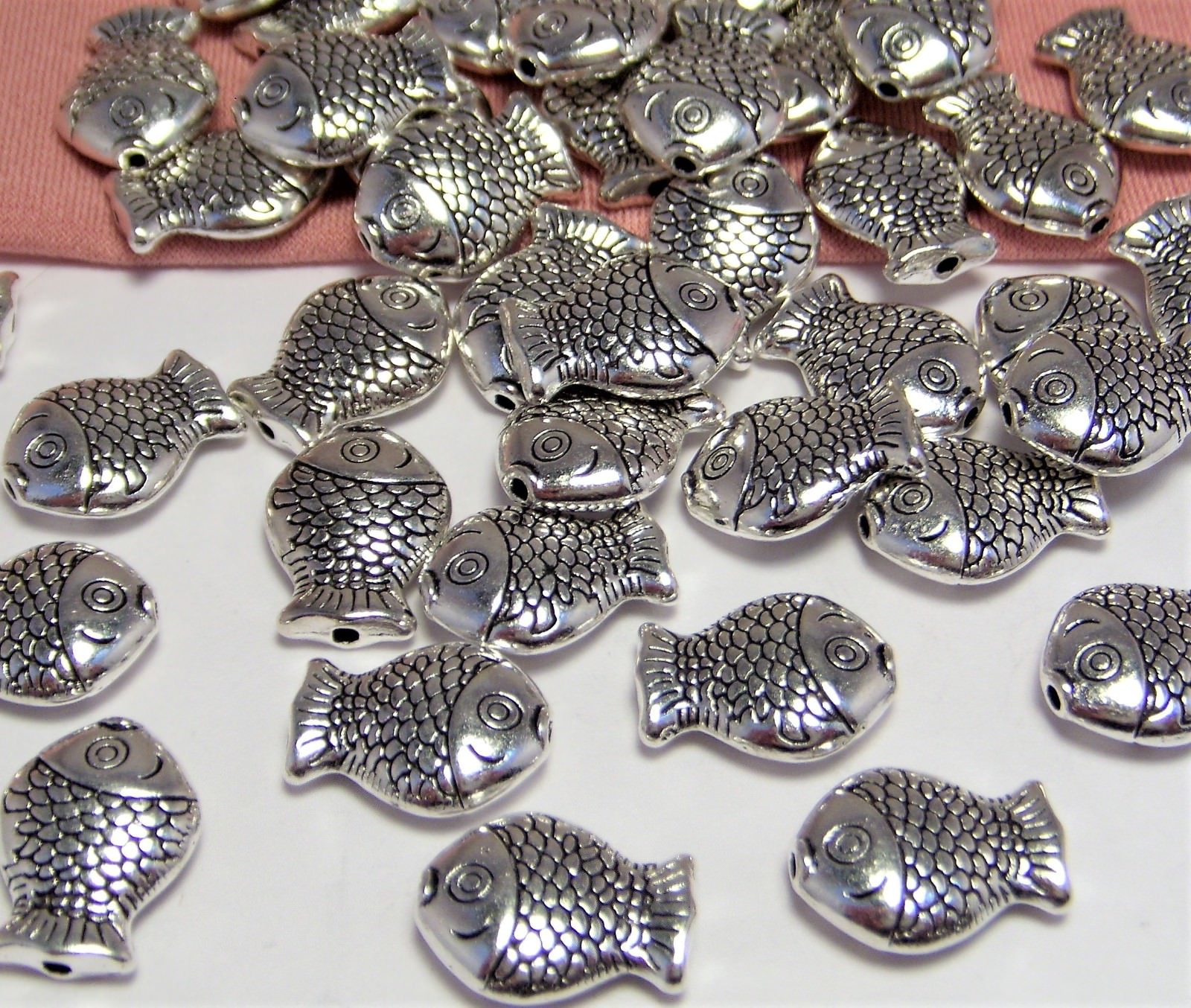 WHOLESALE JEWELRY MAKING SUPPLIES LOT~50 ITEMS~SILVER METAL FISH BEADS ...