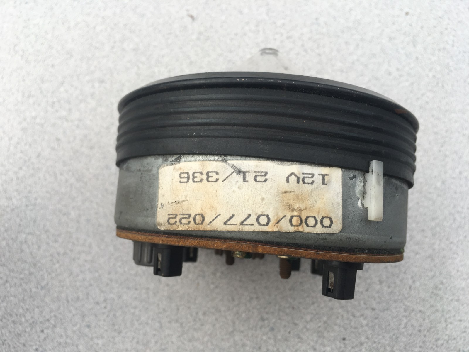 Porsche 924 S('86-'88) Temp./Fuel Combo Gauge 2/81 944 641 310 02 #35 ...