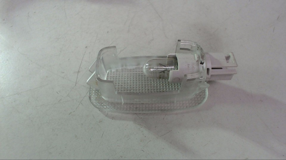 Innenbeleuchtung Fussraum Unten Links A2218200401 Mercedes-benz C 220 T ...