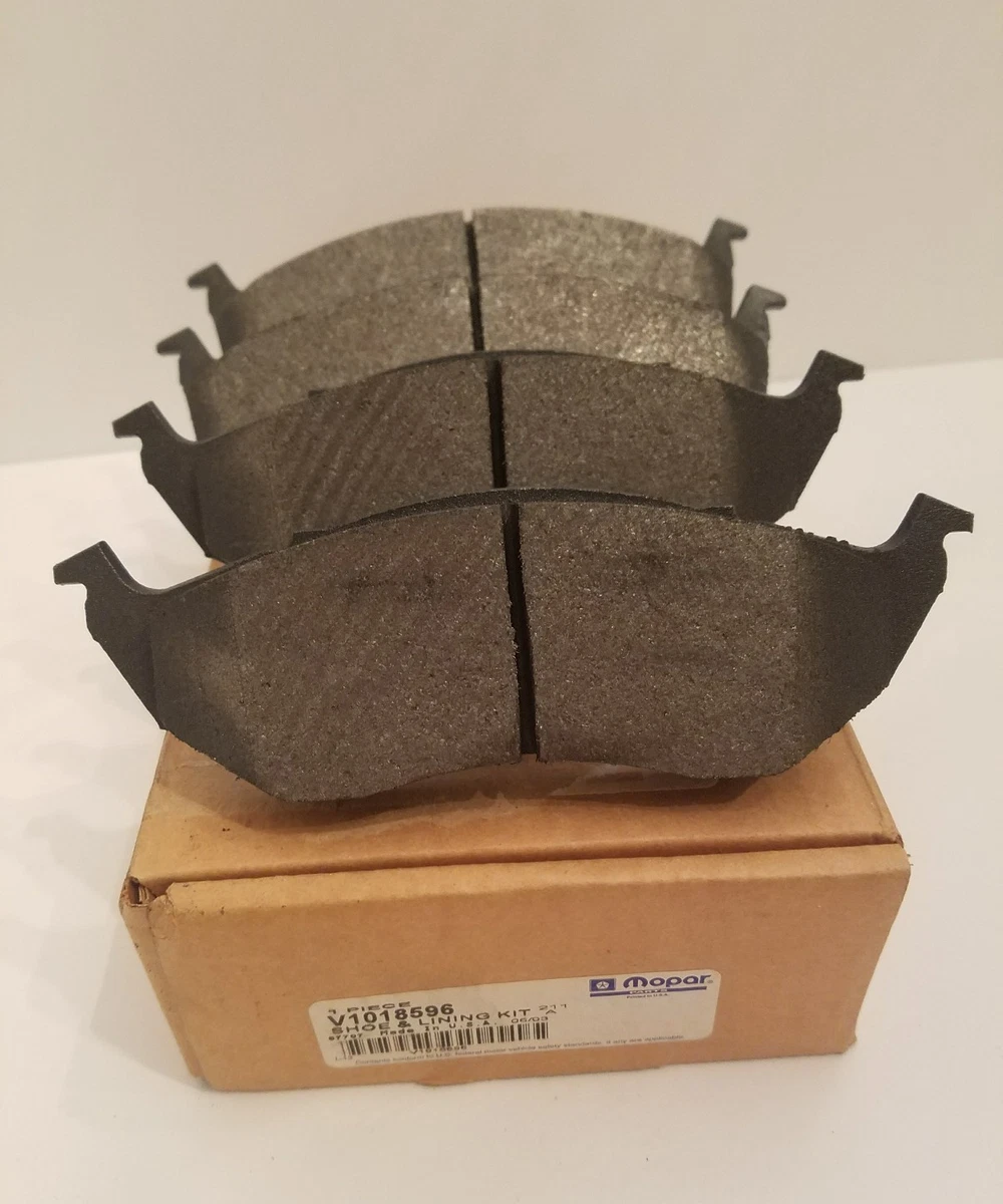 サイズ表記はありませんが、試着感的にLサイズくらいです！ - チェスターコート