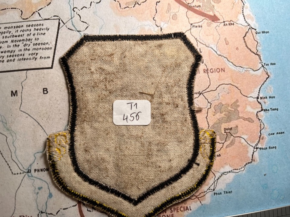 Patch , Air Force USAF 4157th Strategic Wing, Eielson AFB , SPT B-52 RC ...