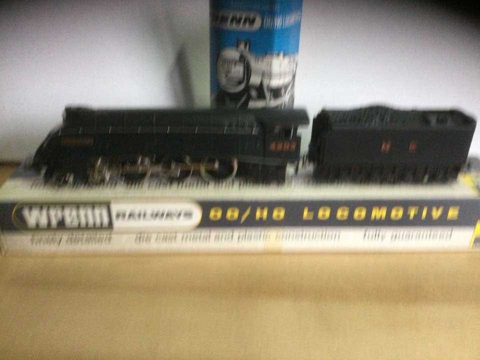 WRENN W2213 A4 4903 PEREGRINE in LNER wartime black - top loco | eBay UK