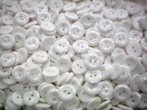 Small 14mm 22L White Polished Quality 2 Hole Button Buttons 10 20 50 ...