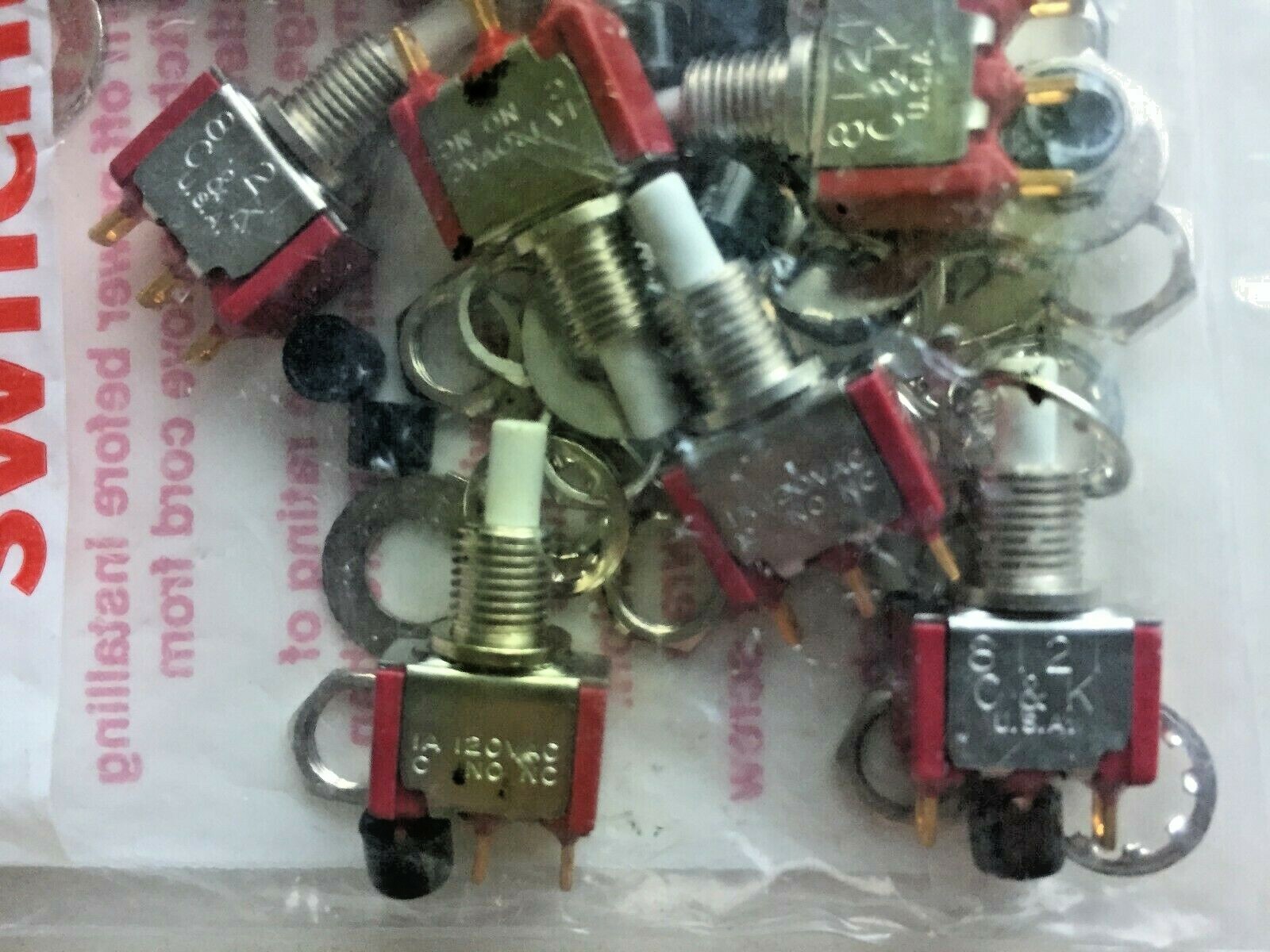 SPEMCO 8121 SPDT Momentary Pushbutton Switches, 120v, 1A - Lot of 10 ...