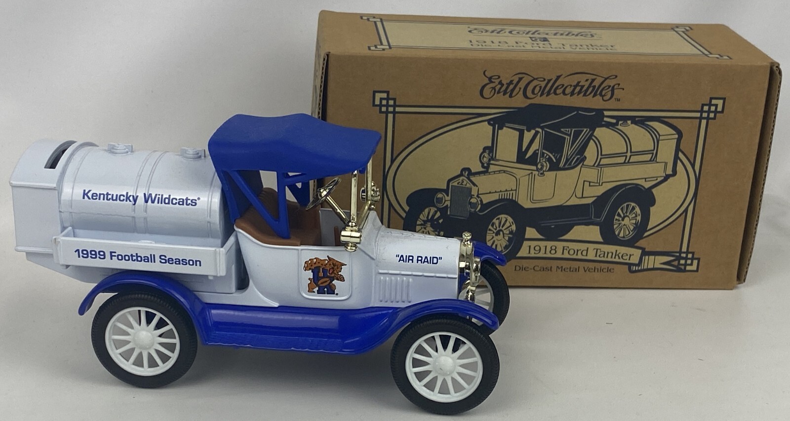 UK Kentucky Wildcats 1918 Ford Tanker "Football Air Raid" 1998 Ertl ...