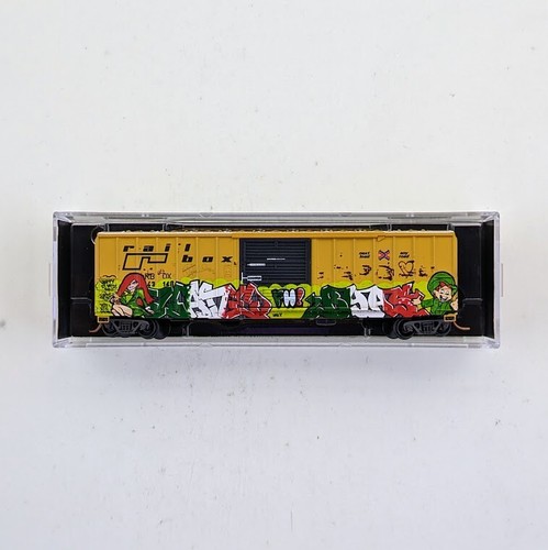 Micro-Trains 02544562 N Scale Graffiti 50' Rib Side Box Car Single Door ...