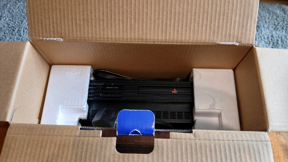 Sony PlayStation 2 PS2 Black Console + 2 Control Pads + Manuals + 3 x ...