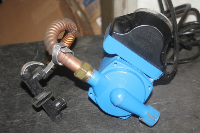 Watts 500800 Premier Instant Hot Water Recirculating Pump System with ...