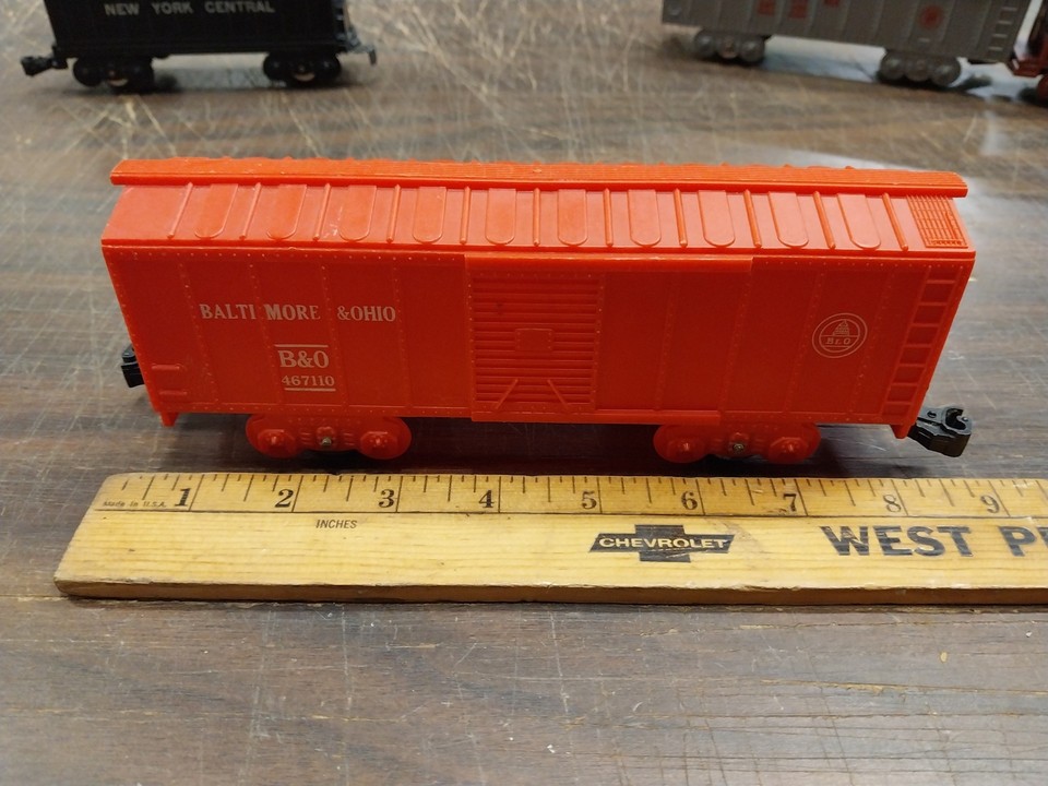 Vintage Marx Steam Type Electric Train 4225 5 Carts 4 Pc Track ...
