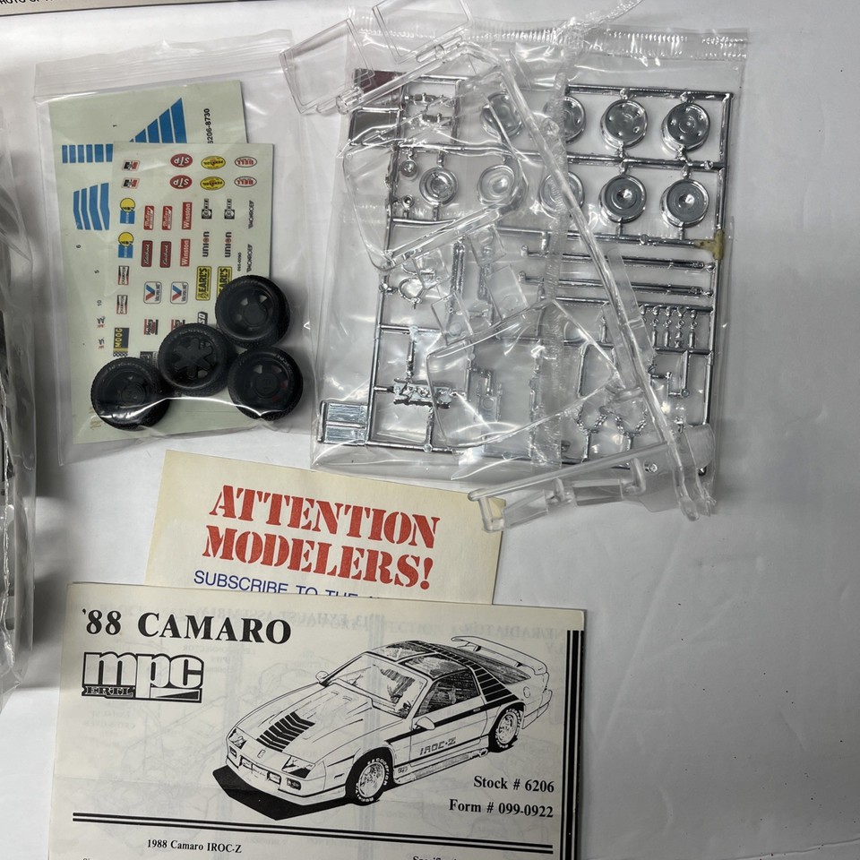 MPC Ertl 1/25 Chevrolet Camaro Iroc-Z Model Kit #6206 Complete New ...