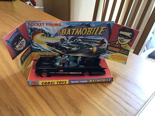 Corgi 267 Red Bat Hubs Batman Batmobile with box and extras | eBay UK