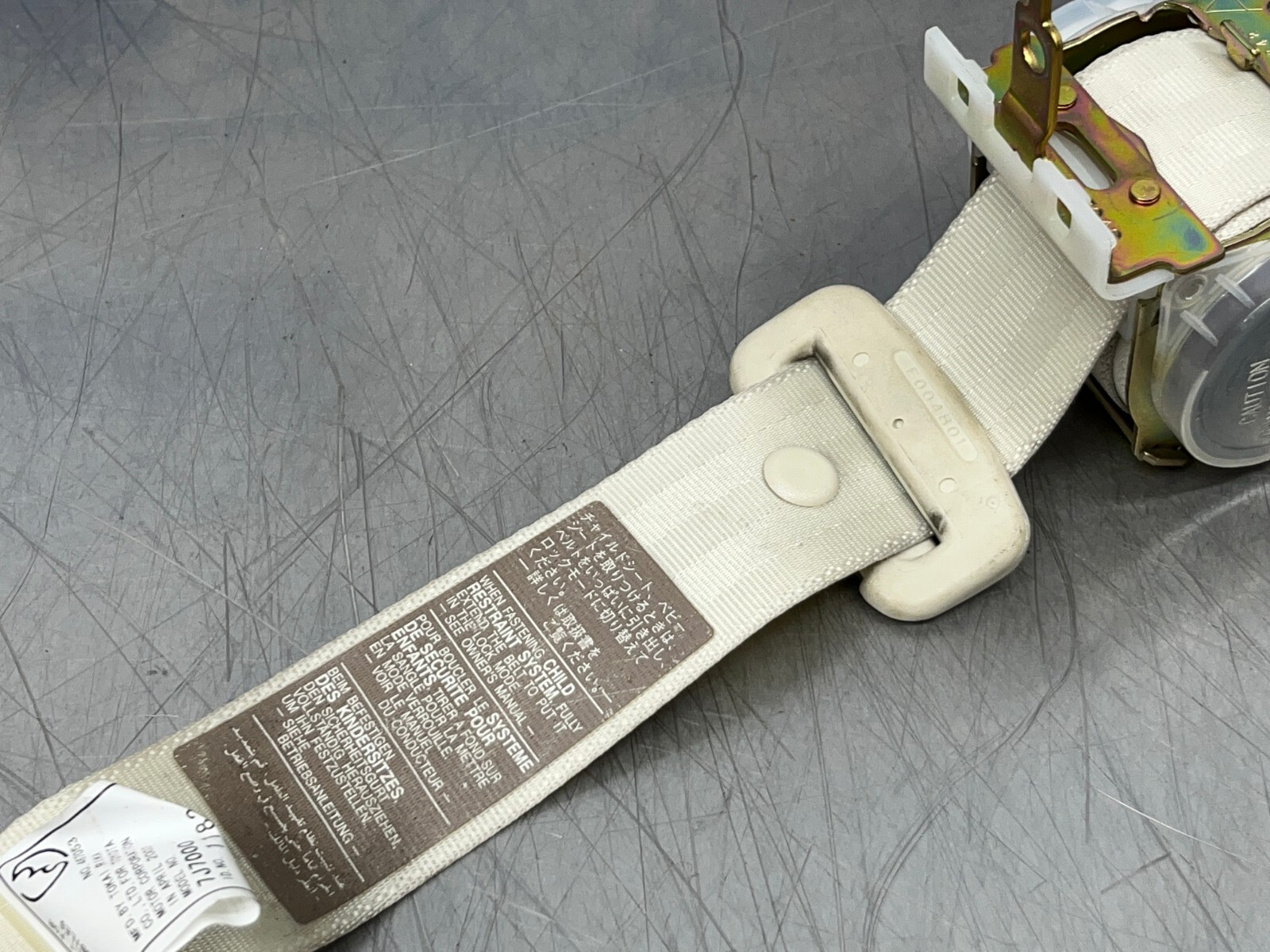 2003 Lexus SC430 Rear Seat Belt and Buckle - Left or Right - Ecru Beige ...