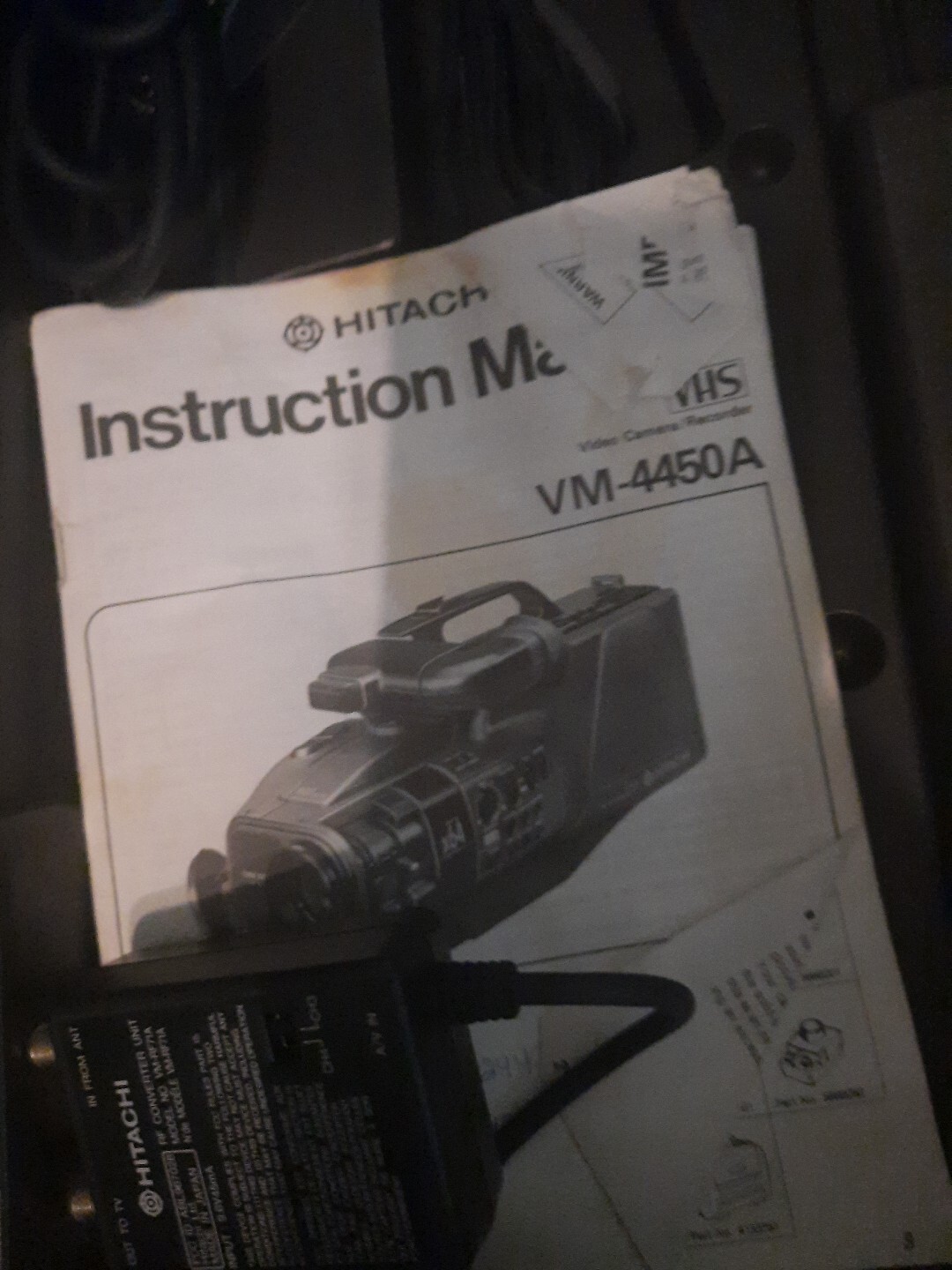 Hitachi VM-4450A Black Handheld Video Camcorder With Hard Case ...