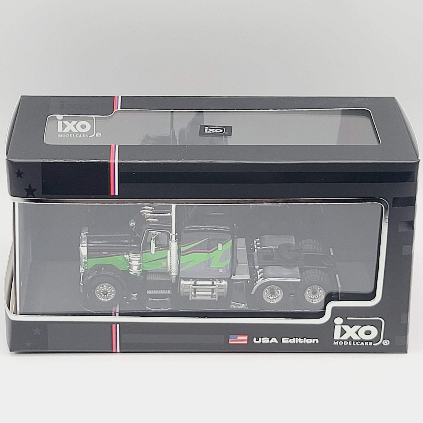 iXO Model Cars '73 Peterbilt 359 Semi Truck Cab - 1:64, Black & Lime ...