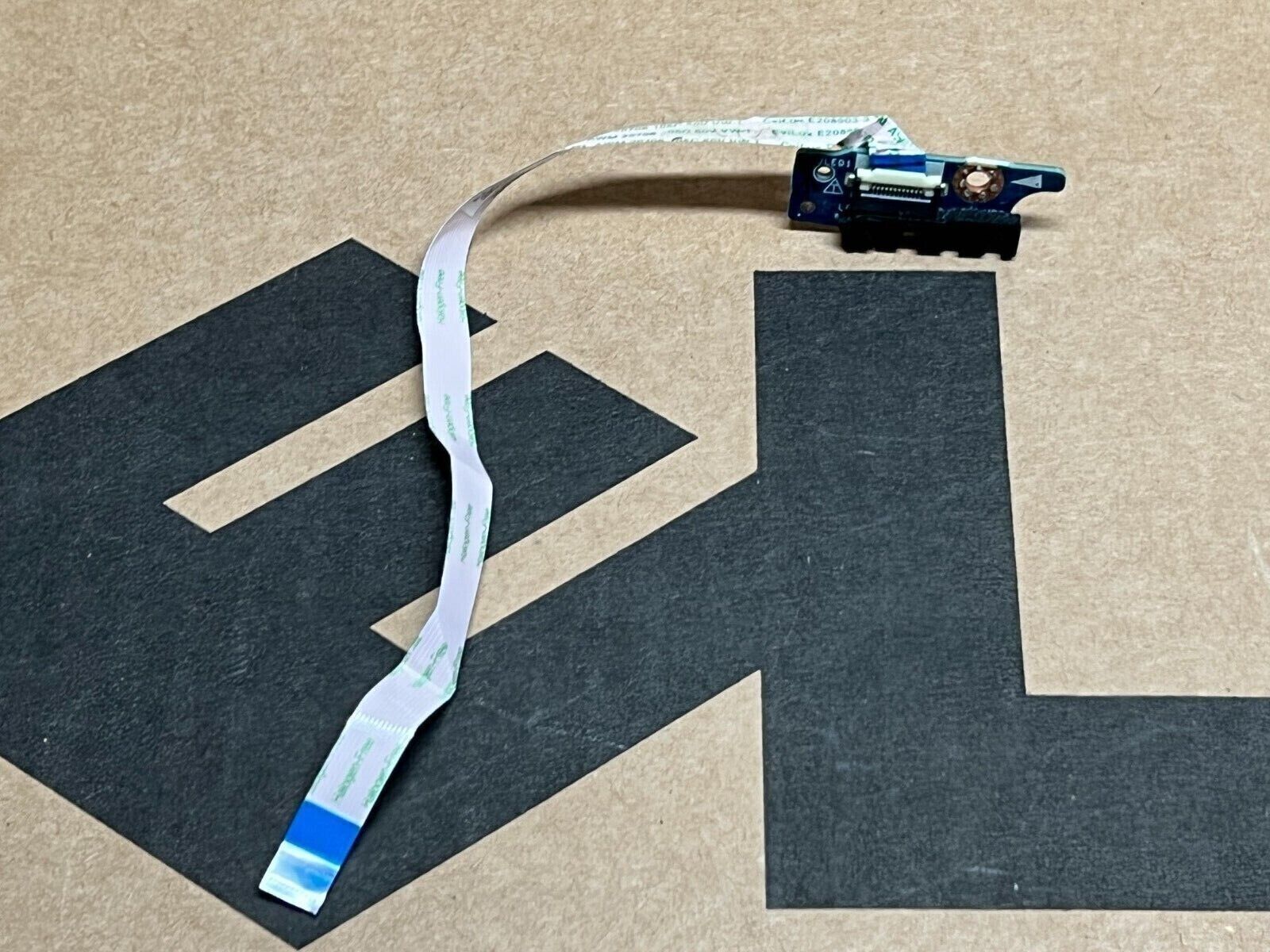 ️ Dell Latitude E5540 Front led indicators CN-0WYD w/ cable | eBay