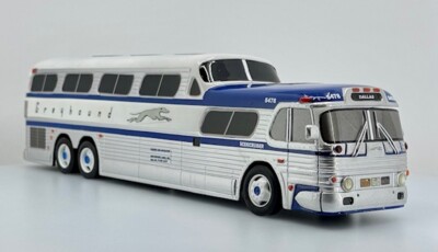 1:32 Scale GM PD-4501 SceniCruiser Greyhound Hand-Built Scale Replica ...
