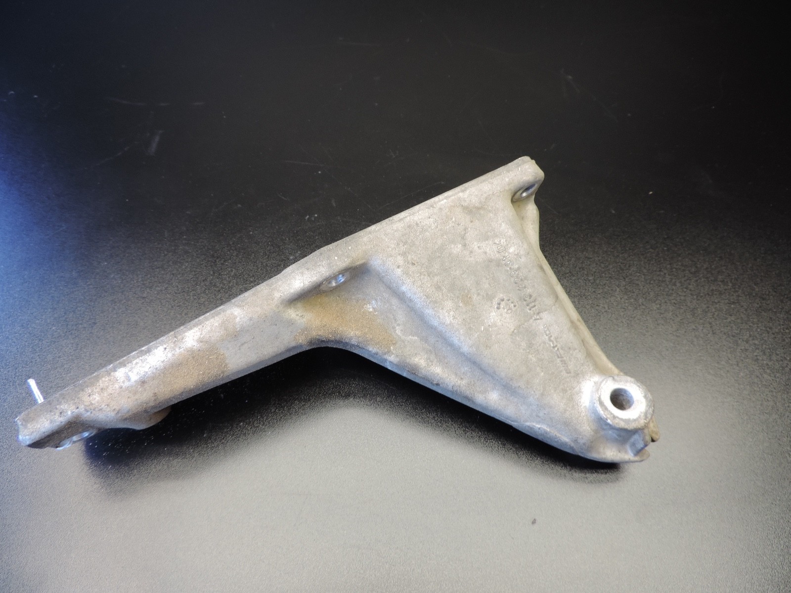 OEM W219 W211 R230 E55 CLS55 SL55 AMG Left Side Engine Mount Bracket D2 ...