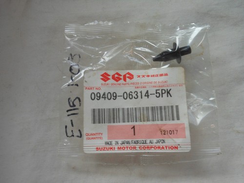 Suzuki, NOS, GSF600S, GSX-R750, GSX1300R, Clip (black), # 09409-06314 ...
