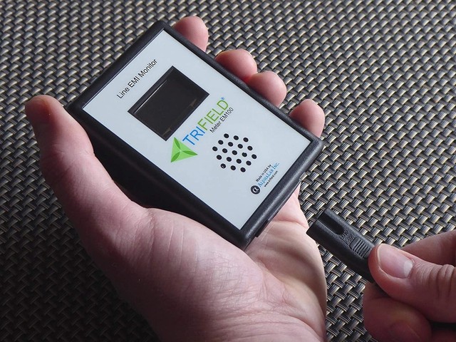 TriField EM100 Meter Socket - White for sale online | eBay