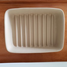 The Pampered Chef # 5152 Ribbed Ridged Stoneware Roasting Baking Pan ...