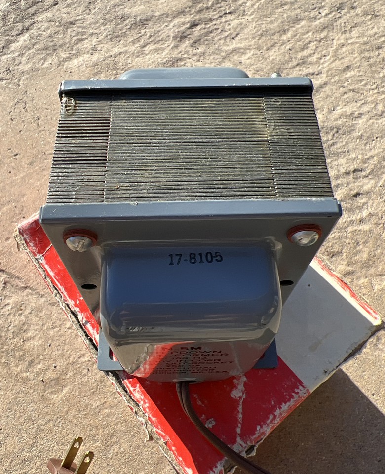 Triad N-5M, 230V 250VA Auto Transformer 6' Cord,115V Sec 2.17 RMS Amps ...