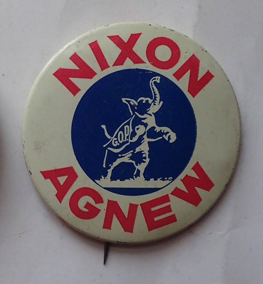 1968 1972 Nixon Agnew Elephant; I am a NIXON volunteer RWB buttons pins ...