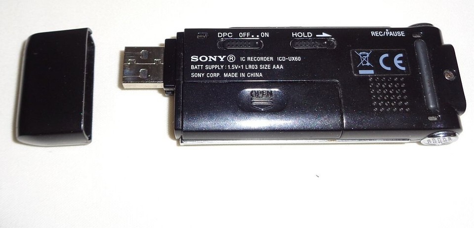 Sony ICD-UX60 Digital Dictation IC Recorder 512 MB, 144 Stunden, USB ...