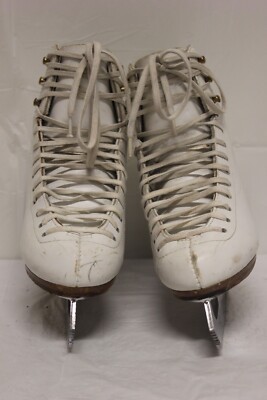 Girls Competitor Jackson 2200 2 1/2 A Figure Skate with Mirage Ultima ...