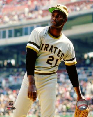 ROBERTO CLEMENTE ~ 8x10 Color Photo Picture ~ Throwing ~ Pittsburgh ...