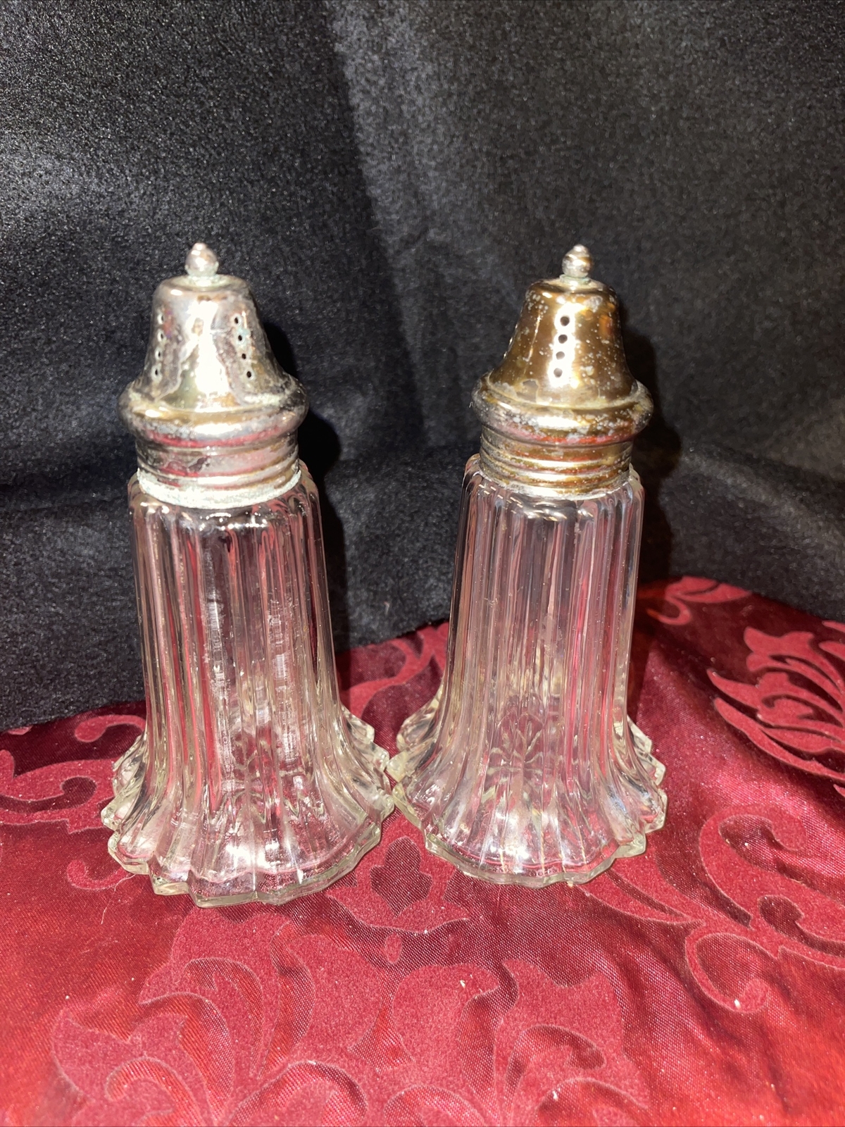 Vintage Large Fluted Glass Suger Shaker Set Silverplated Salt & Pepper ...