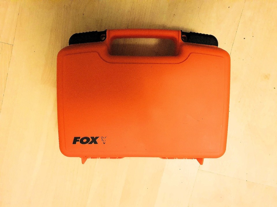 Fox MX r+ bite alarms 3 rod blue light set plus receiver in case. | eBay UK